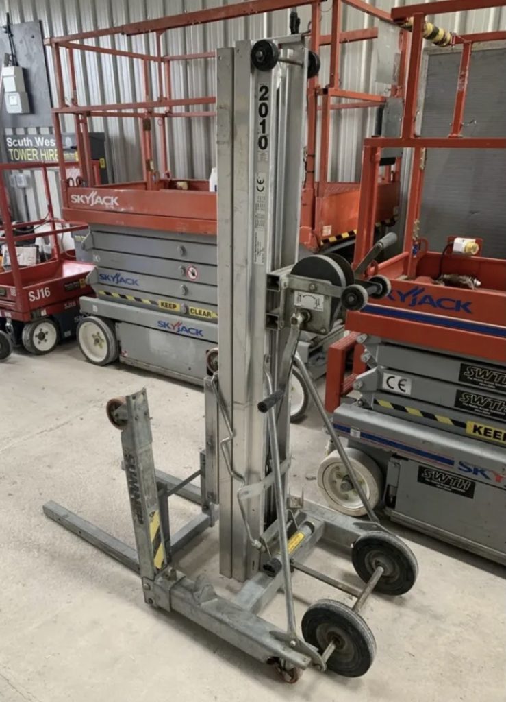 SUMNER 2010 Material Lift Hoist – SWTH Access