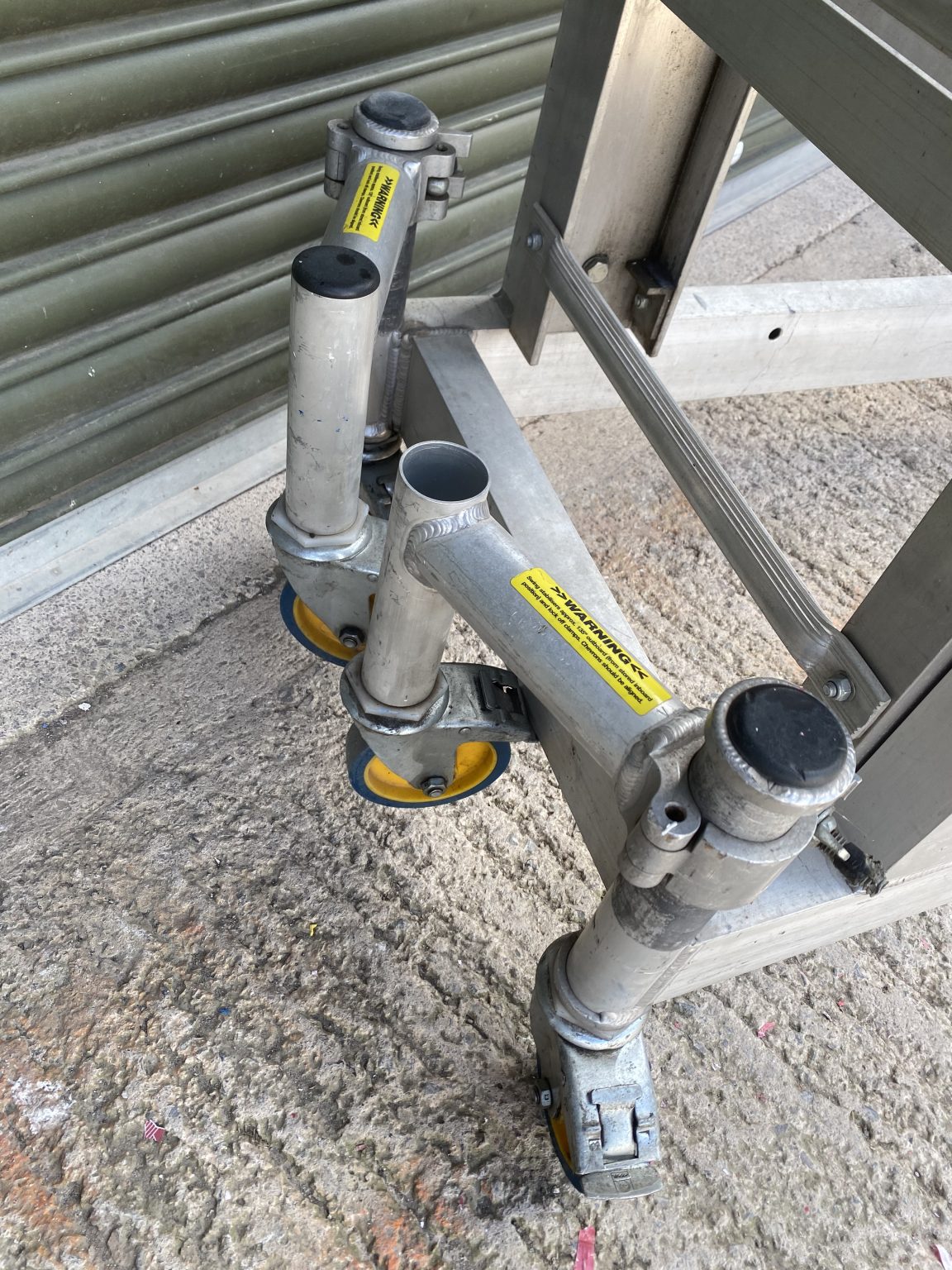 Desksurfer Access Platform Tower – SWTH Access